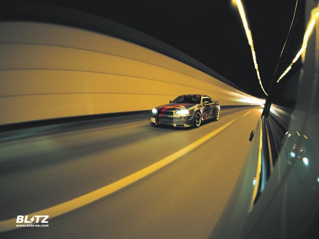 Télécharger fonds d'écran blitz skyline gtr r348 gratuitement